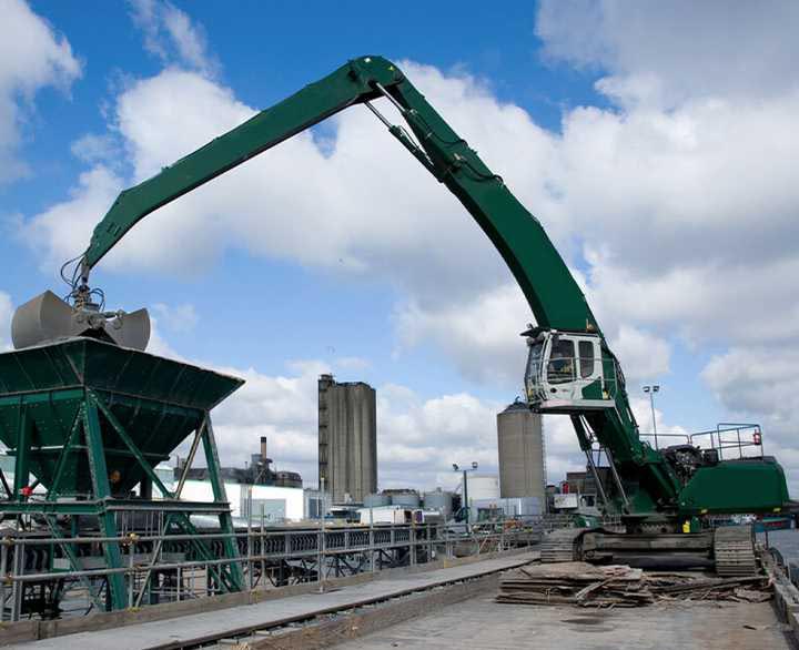 Sennebogen 860R Hybrid Crawler Scrap Handlers - Molson Equipment