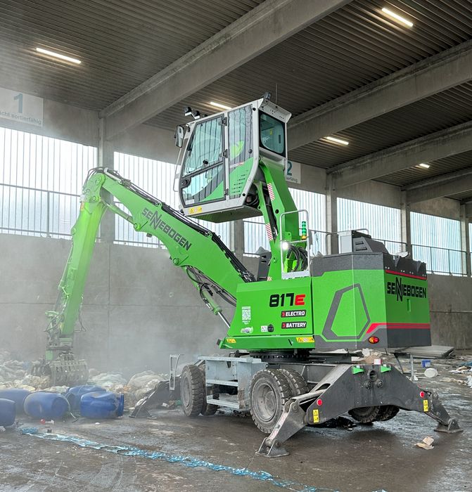Sennebogen 817E Electro Battery Waste Handlers - Molson Equipment