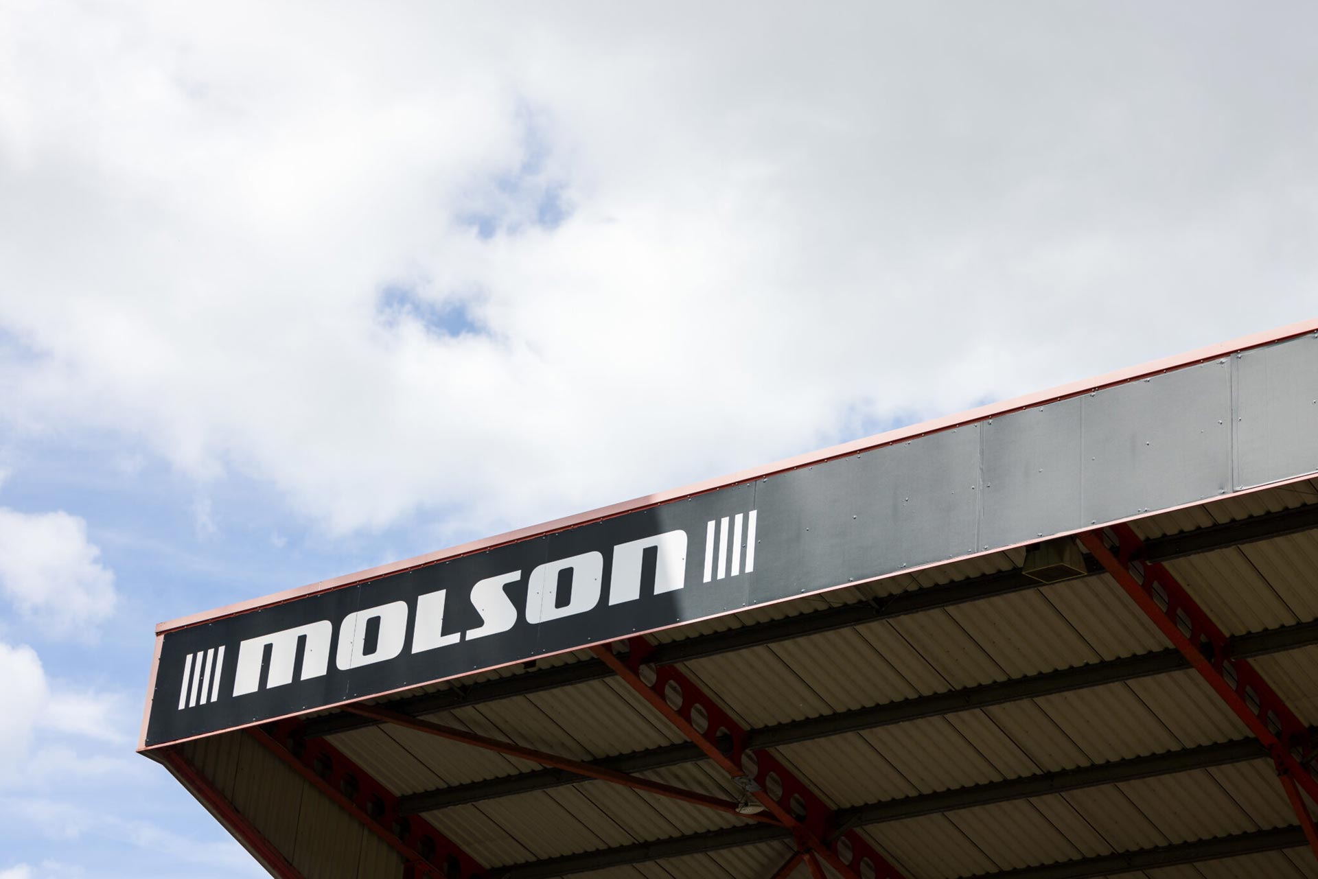 Molson Group unveiled as new Atyeo Stand Sponsor